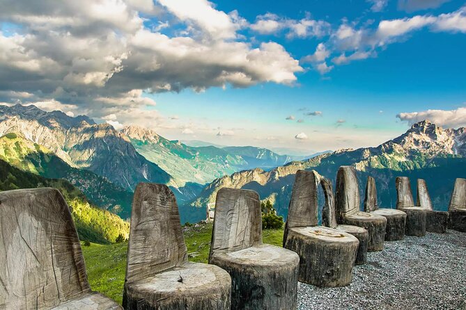 Small Group Hiking Tour; Theth & Blue Eye in 3 Days - Introducing the Theth & Blue Eye 3-Day Hiking Tour
