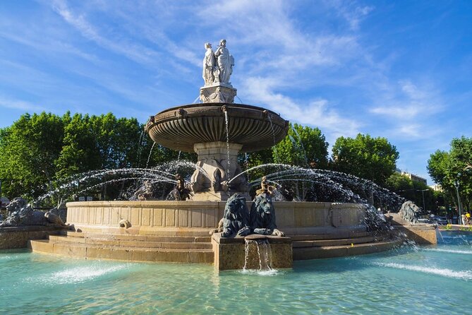 Small Versailles of Provence & Calissons tasting. Marseille port - Introduction