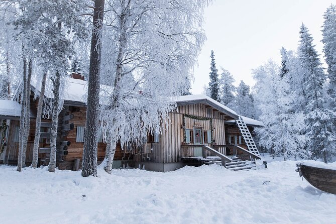 Snowshoeing in the Arctic Circle Wilderness - Snowshoeing in the Arctic Circle Wilderness: An Authentic Arctic Adventure