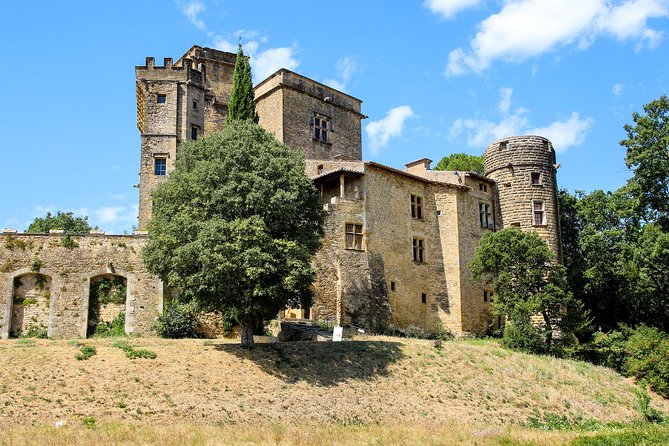 Spectacular Luberon villages - Gordes to Lourmarin private tour - The Allure of Provence’s Villages