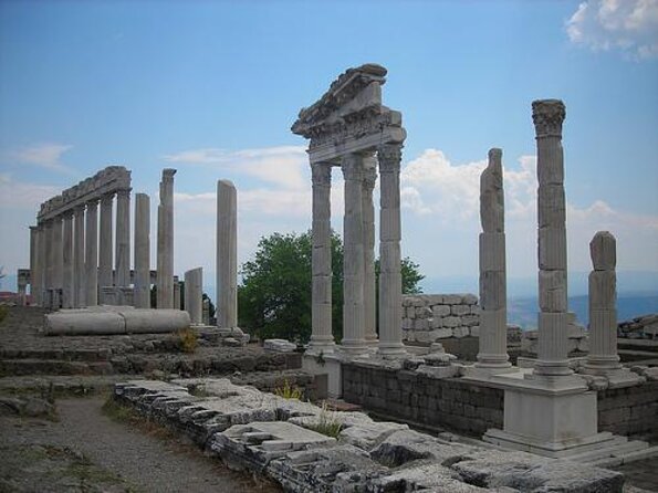 Spectacular Pergamon & Asceplion Tour From Kusadasi & Selcuk Hotels - Introduction