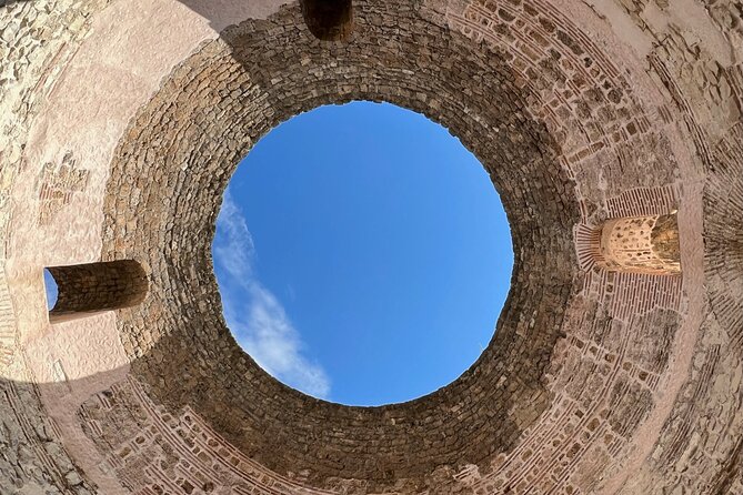 Split Private Walking Tour for Families with kids from 5-17 years - Introducing the Split Private Walking Tour for Families with Kids