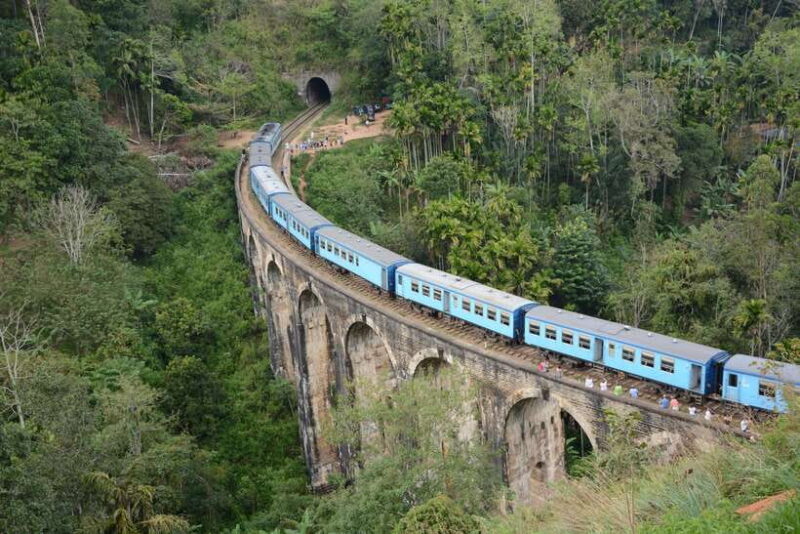 Sri Lanka Private 10-Day Round Tour Car, Guide, Hotels, Food - Key Points