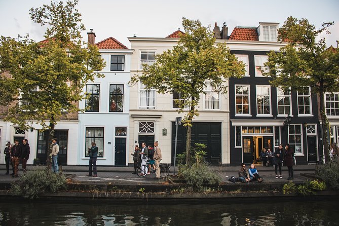 Surprise Walk of The Hague with a Local - Introduction