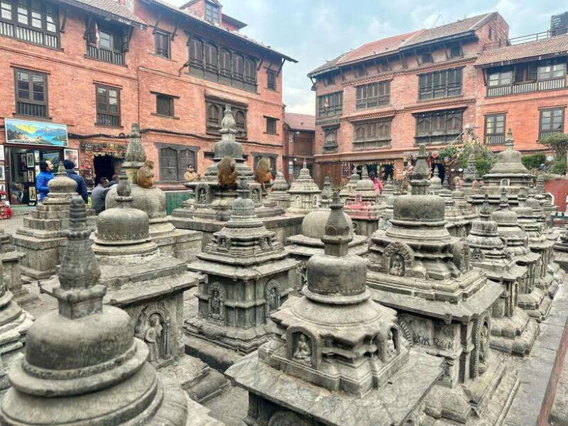 Swayambhunath: A Photographer's Pilgrimage - Key Points