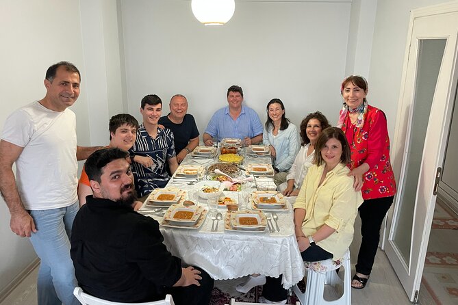 Traditional Family Dinner in Istanbul with with Eastern Family - Authentic Family Dinner in Istanbul: A Warm Welcome into Local Life