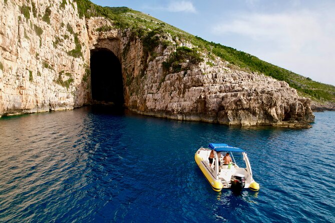 Vlore Private Speedboat Tour to Haxhi Ali Cave & Karaburun Beach - Exploring Albania’s Hidden Coastal Treasures: A Review of the Vlore Private Speedboat Tour to Haxhi Ali Cave & Karaburun Beach