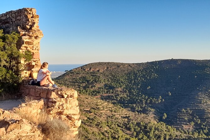 Watch the Sunset from the castle of Serra - Key Points