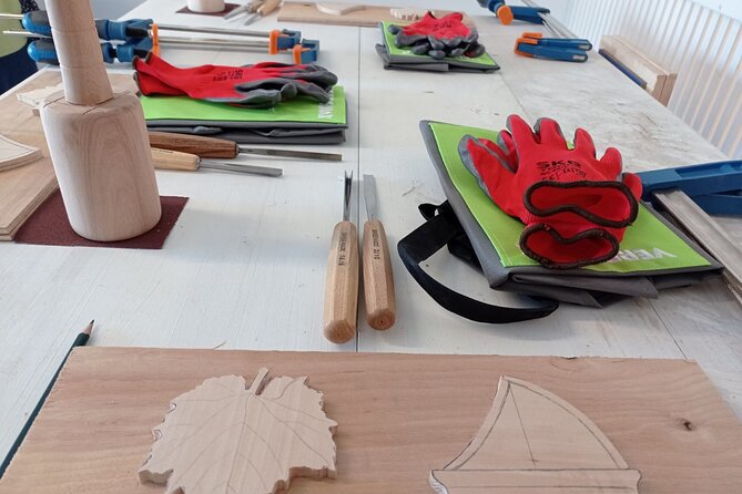 Wood carving workshop in Santorini no1 - Introduction