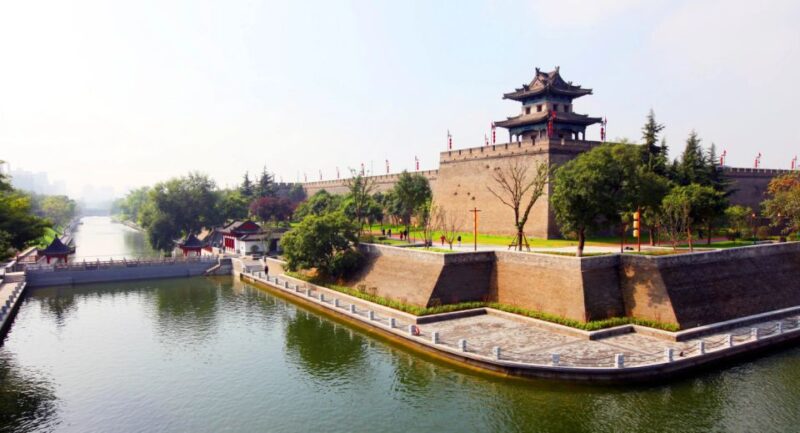 Xi'an Half Day Native by Subway with Local Guide - Key Points