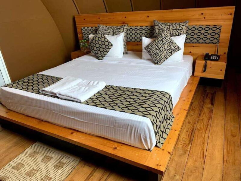 Yala: All Inclusive Overnight Glamping and Safari - Key Points