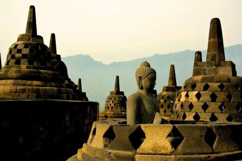 Yogyakarta: Borobudur Sunset climb up & Prambanan Temples - Key Points
