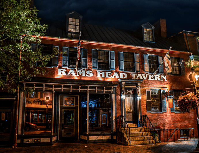 Annapolis Ghosts: Spirits & Spirits Haunted Pub Crawl - Who Will Love This Tour?