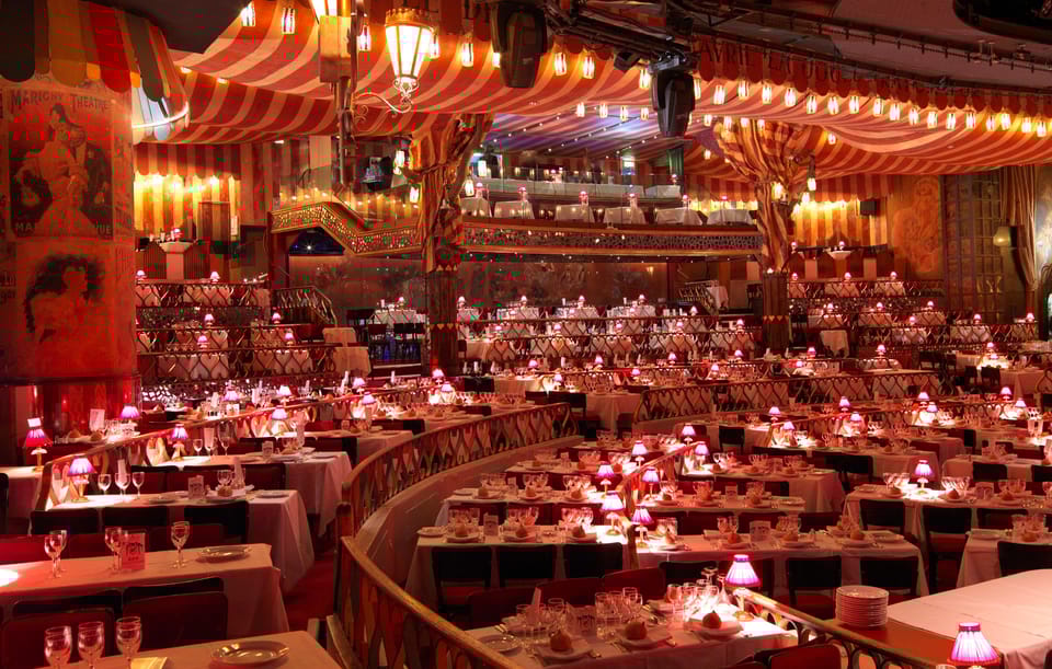 Paris: Moulin Rouge Show with Champagne and Drop-Off Service - FAQ