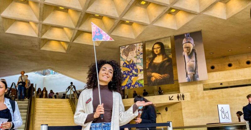 Paris: Priority Access Louvre with Host -Direct to Mona Lisa - Exploring the Museum at Your Own Pace