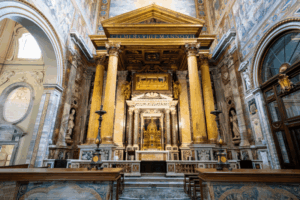 Rome: St. John Lateran Complex with Holy Stairs Private Tour