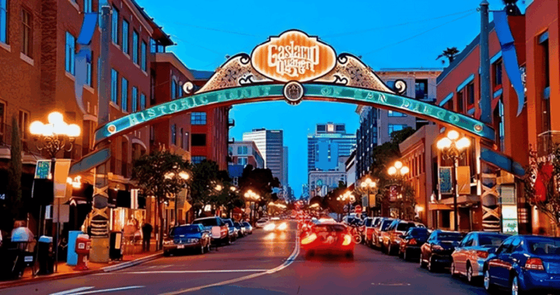 San Diego : Must-See Attractions Walking Tour With A Guide - Authentic Insights from Past Participants