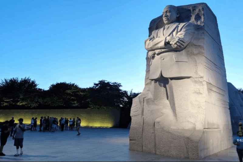 Washington DC: Sightseeing Day Hop-on Hop-off Shuttle Tour - Detailed Breakdown of the Landmarks