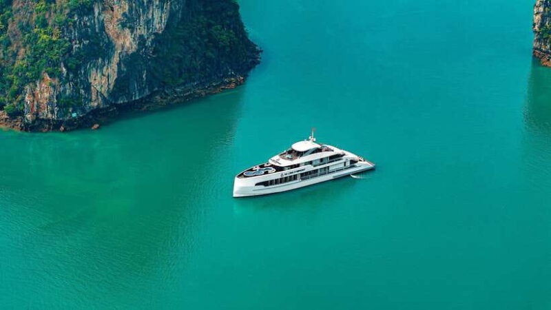 1Day 5 Stars Cruise:Swimming,Hiking & Kayaking, - Key Points