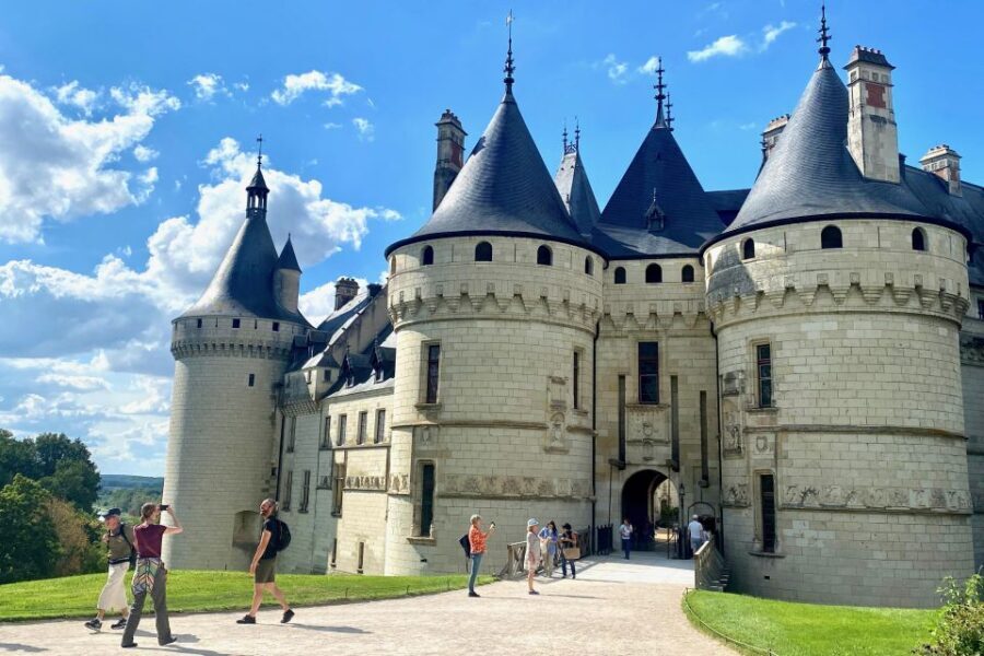 2-day Private Top 6 Loire Valley Castles from Paris Mercedes - Why This Tour Offers Real Value