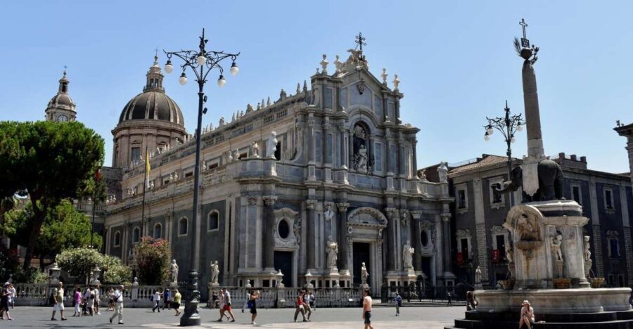 2 hours guided tour of Catania - What to Expect: A Walk Through Catanias Heart