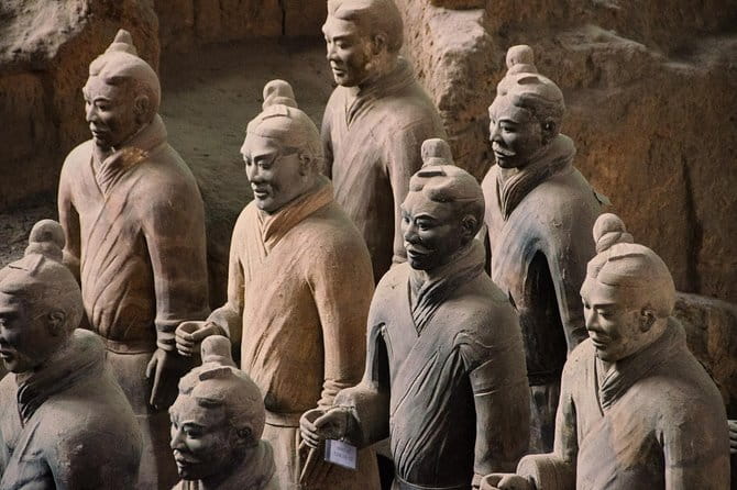 2-Day Xian Highlights Tour from Beijing - The Practical Aspects: Transport and Guides