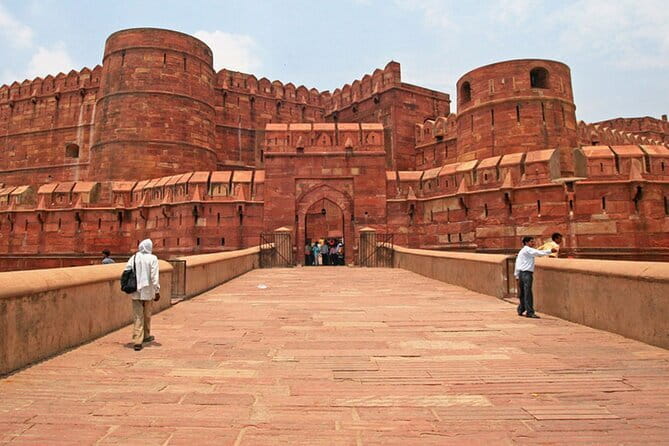 2 Days Tour of Agra (Taj Mahal) & Delhi City Tour - FAQ