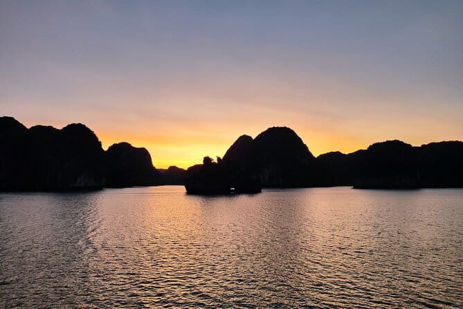 2D1N in less tourist area cruise with 5-10 pax, kayaking, biking - Practical Tips for Your Trip