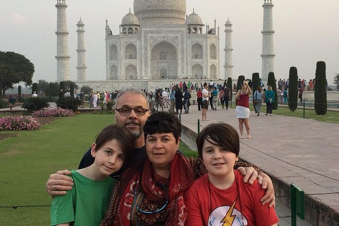 3- Day Golden Triangle Private Tour: Delhi , Agra and Jaipur - A Day-by-Day Breakdown of the Tour