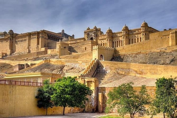 5 Day Golden Triangle with Akshardham Temple-Taj Mahal at Sunrise - A Day-by-Day Breakdown