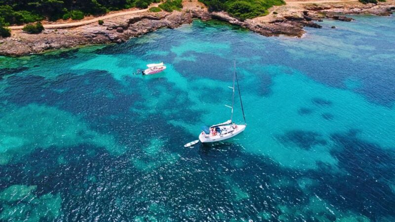 Alghero: Sailboat excursion in Porto Conte bay w/ Lunch - A Detailed Look at the Experience