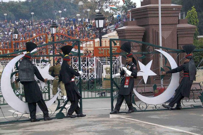 Amritsar Freedom Full-Day Private Tour with Pick Up - The Guide and Overall Experience