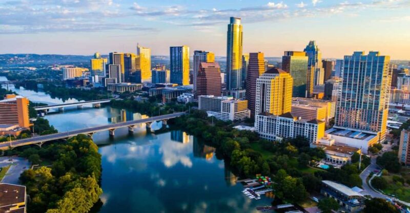 Austin: Downtown Skyline Kayaking Tour - Itinerary Breakdown: What to Expect
