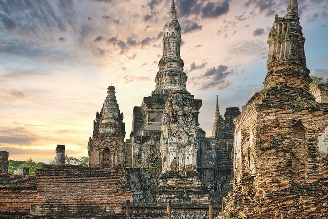 Ayutthaya Famous Temple & Scenic Boat Tour From Train Station - The Itinerary in Detail: What to Expect