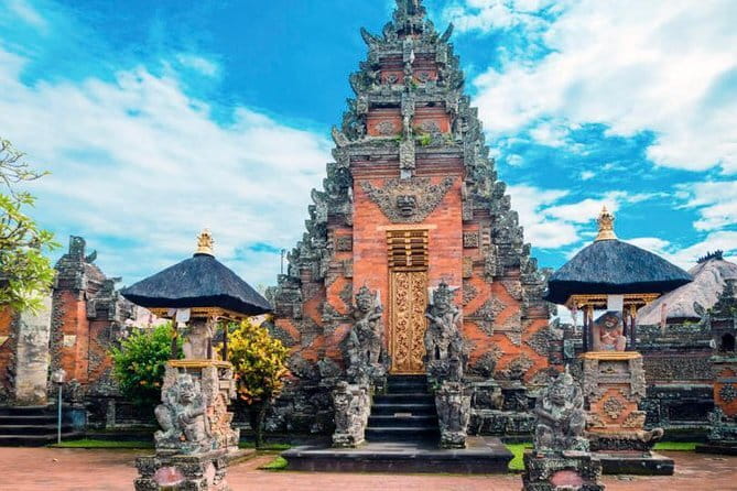 Bali Tour Driver - Transportation and Practicalities
