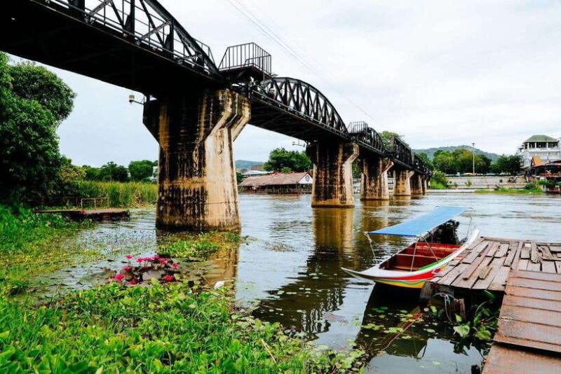 Bangkok: Floating Market, River Kwai, Railway Tour w/ Lunch - Transitioning to Kanchanaburi: The River Kwai and WWII History