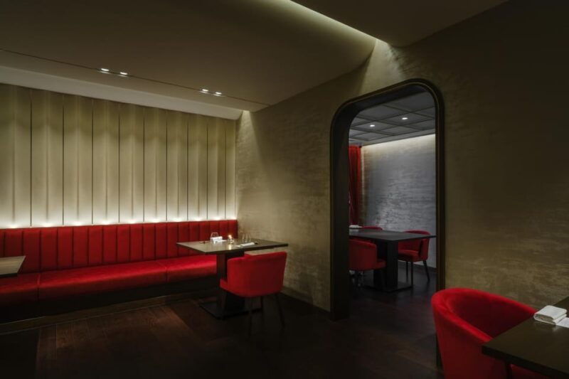Bangkok: KHAAN Thai Fine Dining 11 Course Tasting Menu - The Location and Atmosphere