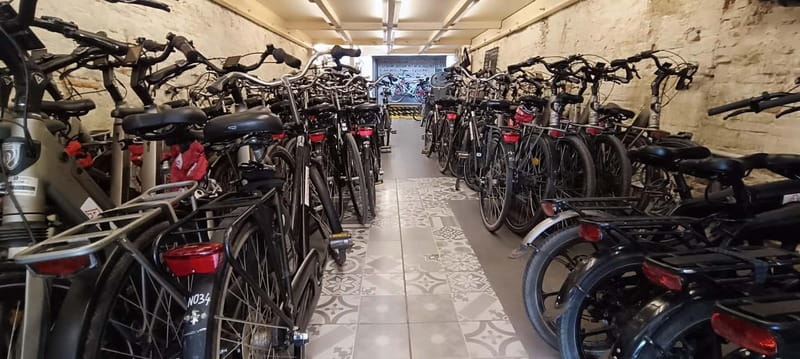 Barcelona: Bike Rental for 2 - 24 Hours - What to Expect: An Itinerary on Two Wheels
