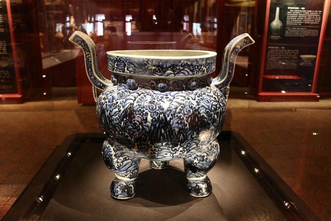 Beijing's Forbidden City with Special Viewing of Treasure Gallery and the Great Wall Ruins at Badaling - Transport and Group Size