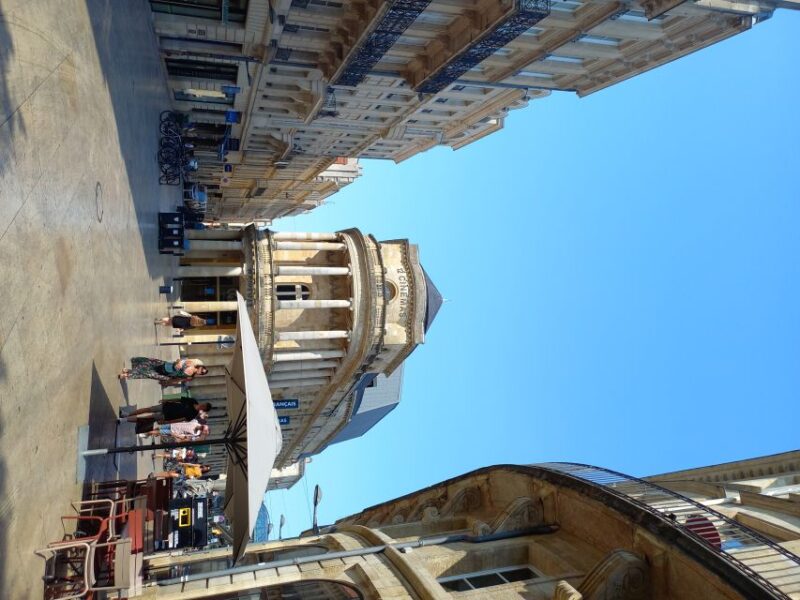 Bordeaux food tour: sweet specialities & highlights - What Makes the Food Tasting Special
