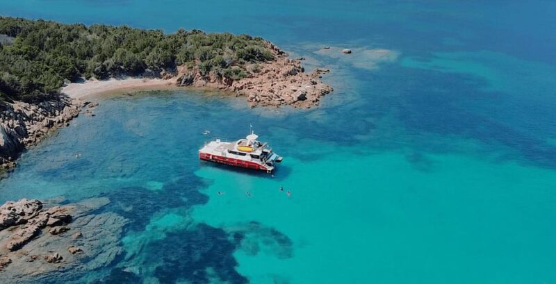 Catamaran cruise to the Lavezzi Islands - The Itinerary Breakdown