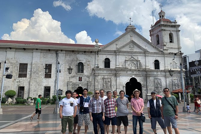 Cebu Steet food, historical and mountain tour - Artisans and Religious Diversity: Guitars, Temples, and Sacred Spaces