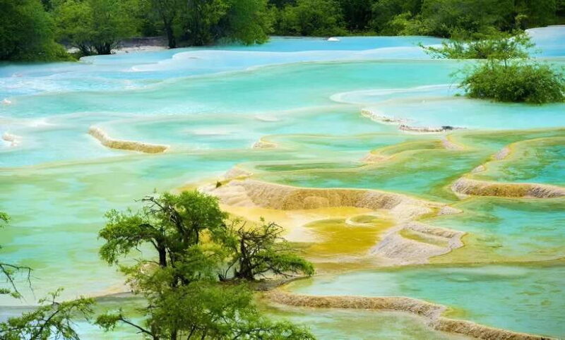 Chengdu: private 2-Day Huanglong Jiuzhaigou tour by train - What’s Included and What’s Not