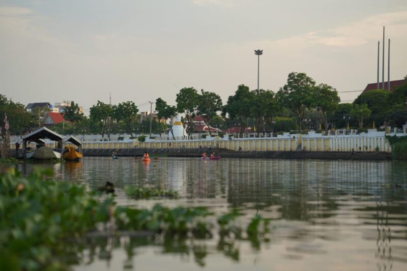 Chiang Mai:Explore kayaking through Mae Ping River on sunset - What the Tour Includes and Why It Matters