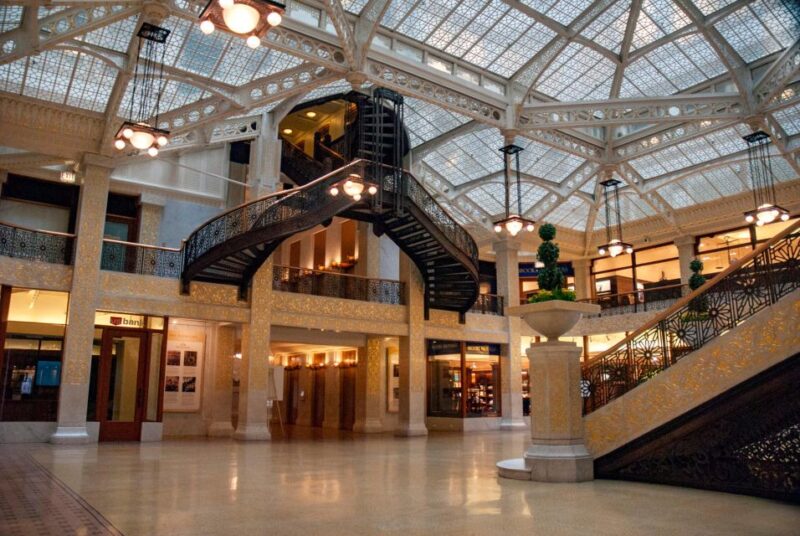 Chicago: Secret Interiors Architecture Walking Tour - The Itinerary: Inside Chicago’s Architectural Highlights