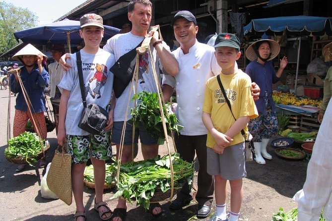 Cooking Class , Local Market , Basket Boat And CRABS FISHING - Who Should Consider This Tour?