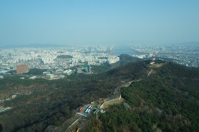 Customized Private Seoul tour: Palace, Market etc(Airport Option) - Gyeongbokgung Palace – Korea’s Largest and Most Beautiful Palace