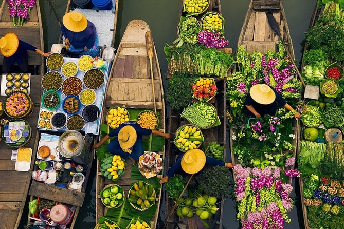 Damnoen Saduak Floating Market & Paddle Boat Adventure - Authenticity vs. Tourism