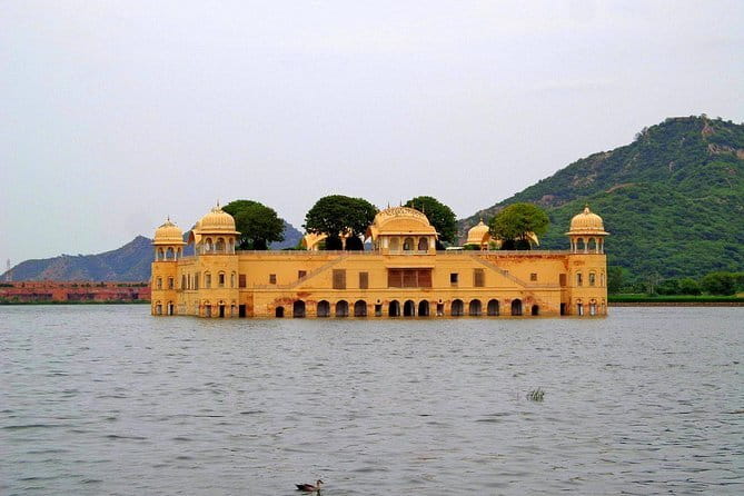 Delhi Agra Jaipur Jodhpur Udaipur 9 Days Tour From New Delhi - Is This Tour Right for You?