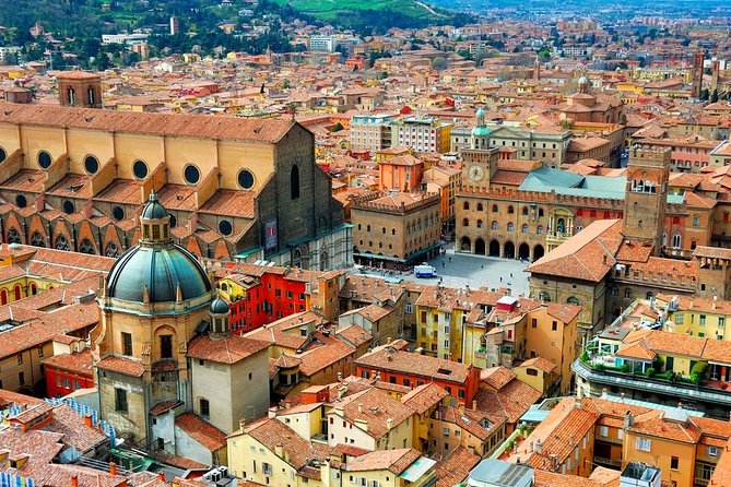 Departure Private Transfers: Bologna City to Bologna Airport BLQ in Luxury Van - Why the Price Matters: Is It Worth It?